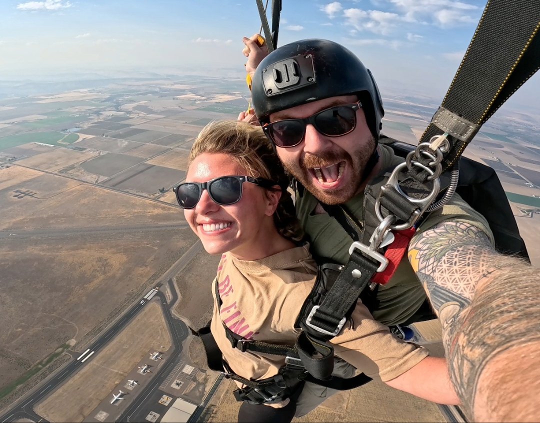 Skydive Bend | Tandem Skydiving in Bend, Oregon